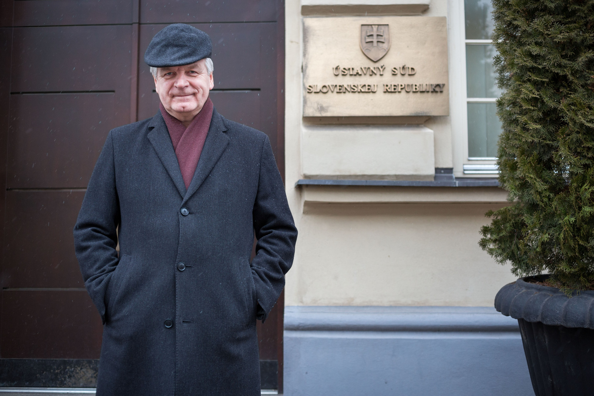 Bývalý ústavný sudca a profesor Alexander