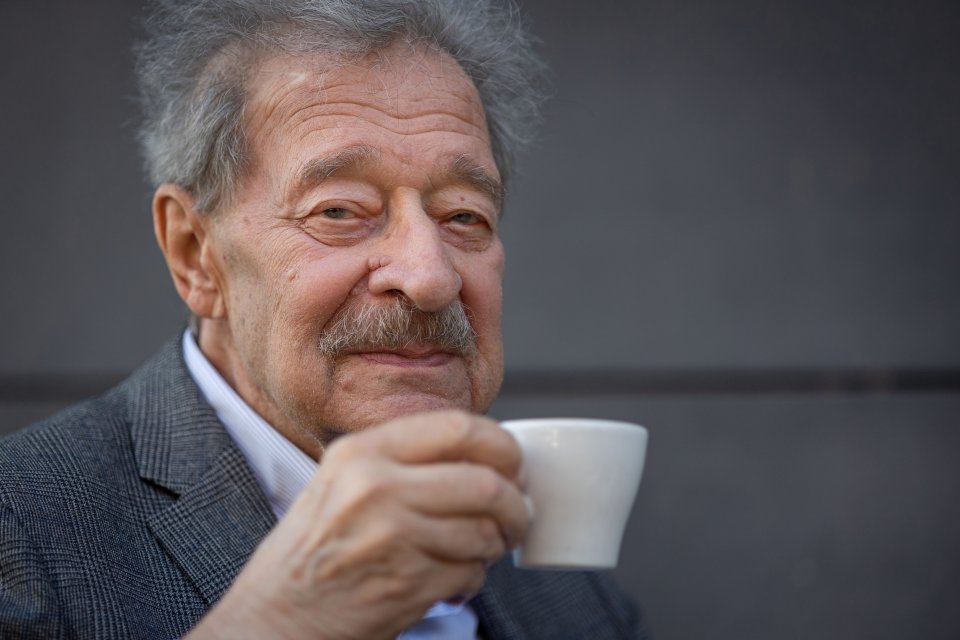 Zomrel spisovateľ, textár a autor aforizmov Tomáš Janovic