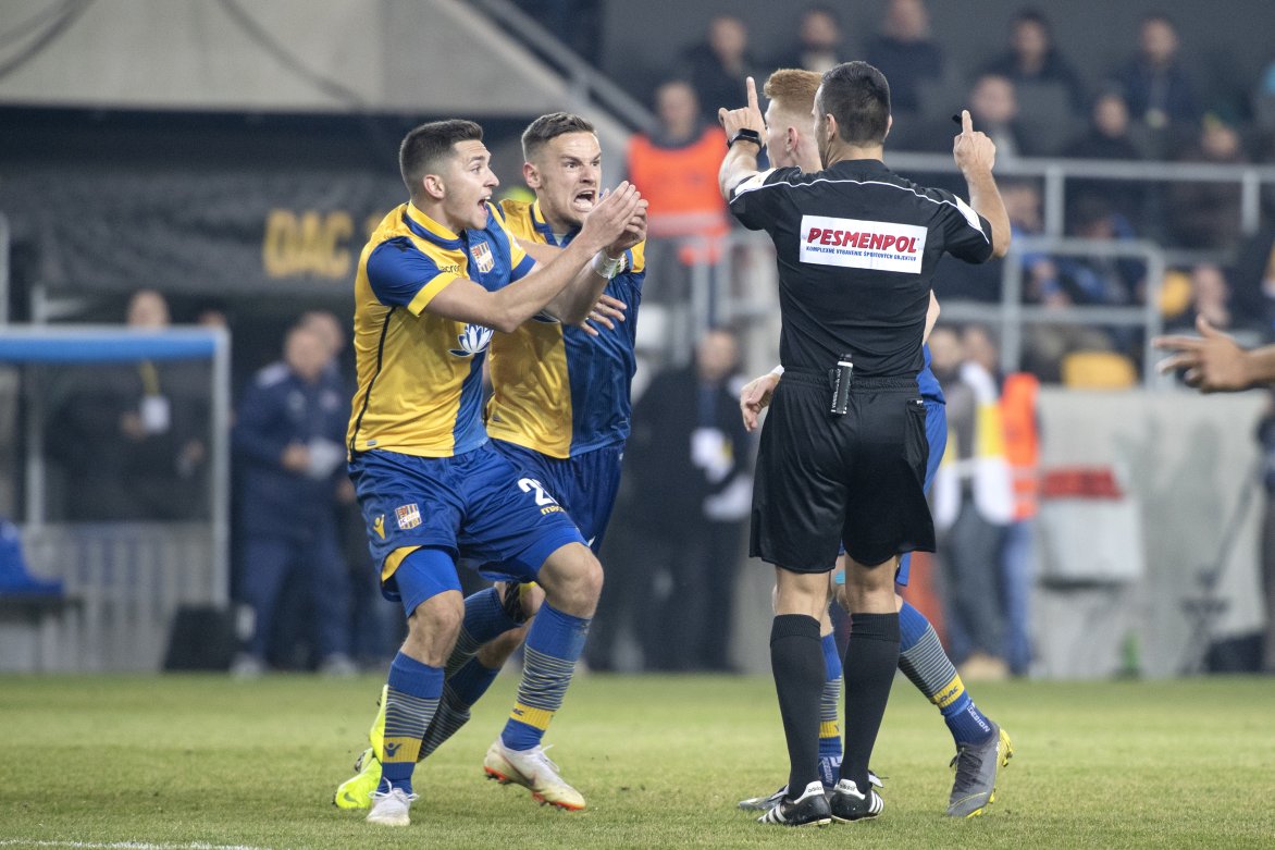 Eltiltást kapott a DAC-Slovan mérkőzésen bíráskodó Filip Glova