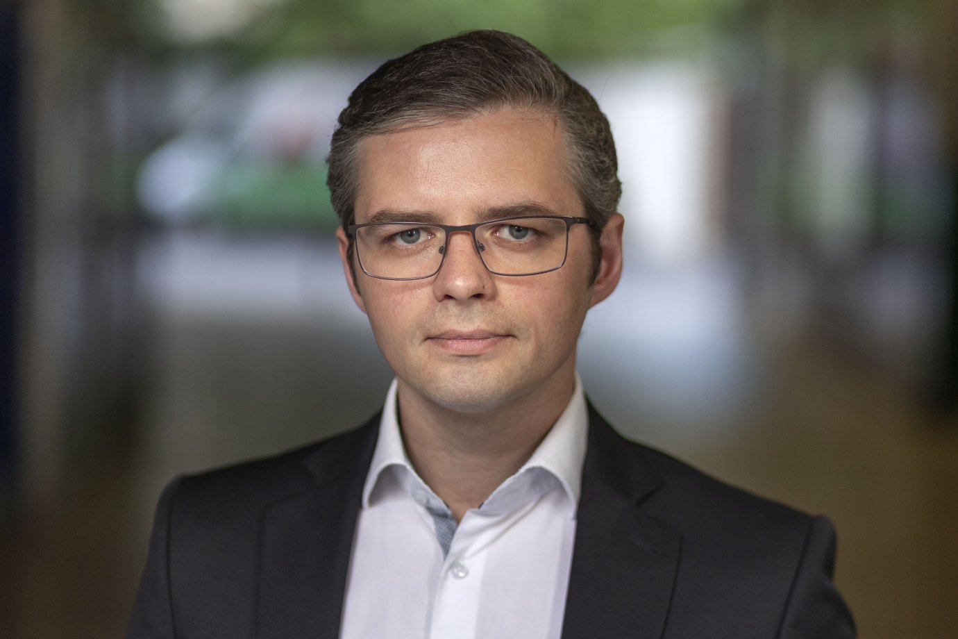 Komik Matej Adámy: Komici musia ísť až na hranicu. Ak to neskúsime, aká ...