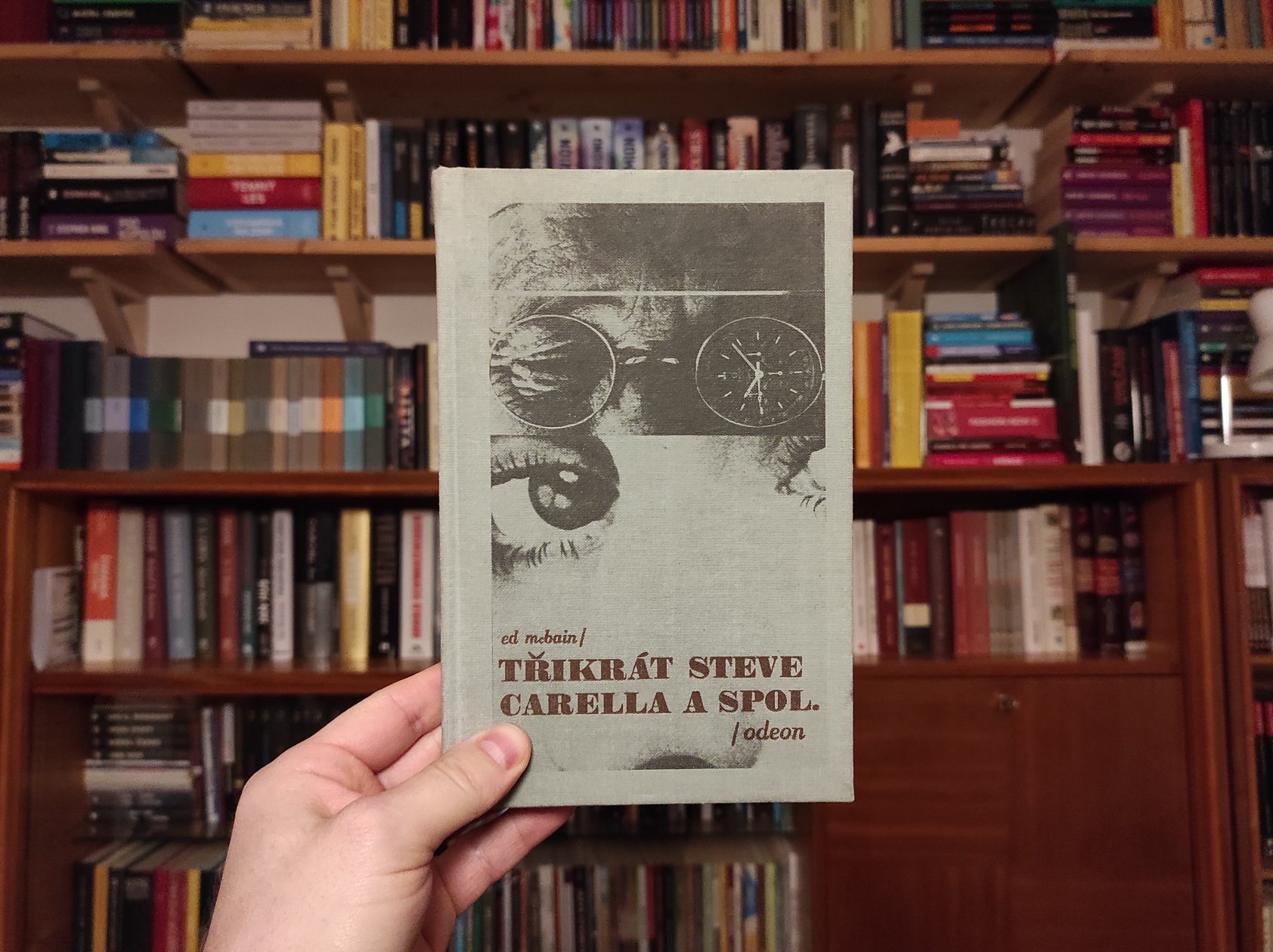 Blog N: E. McBain: Třikát Steve Carella a spol (Čitateľský denník 11/ ...