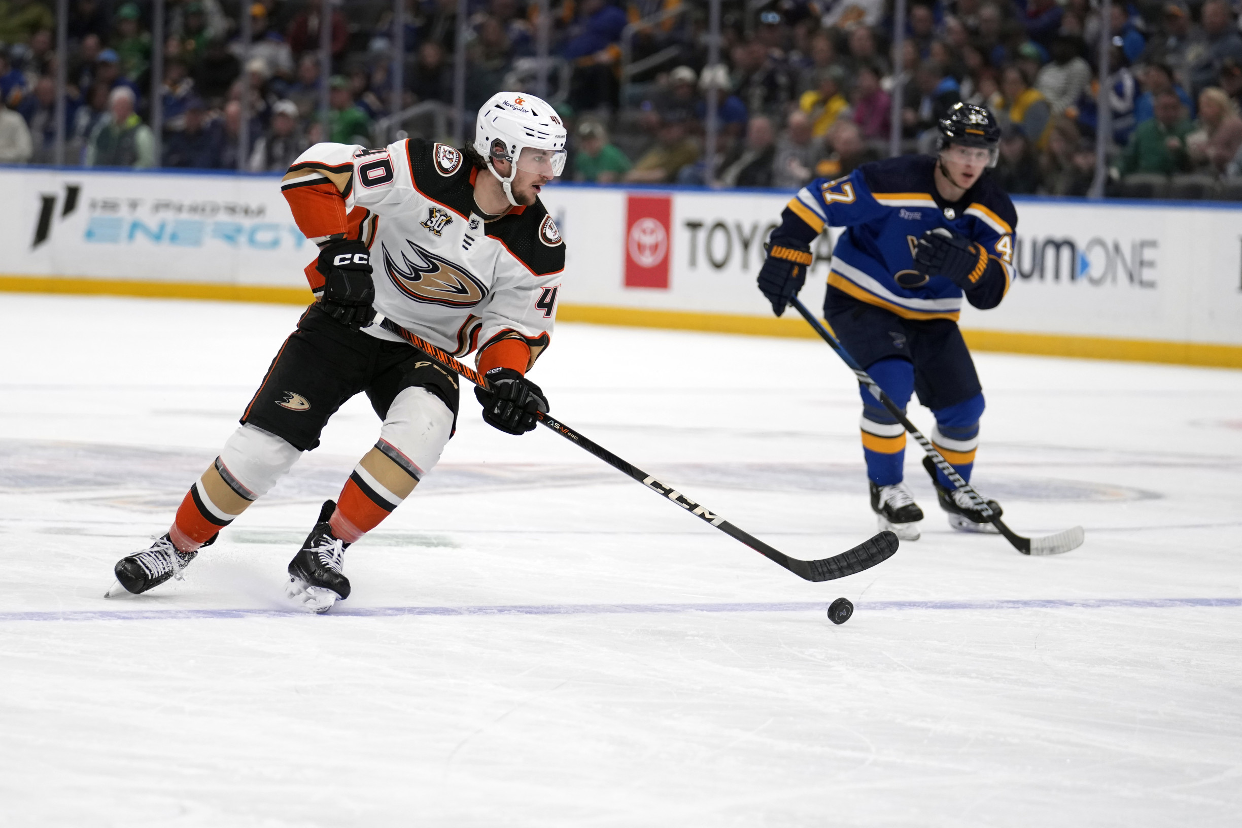 Ráno s NHL: Hit somebody. Ako Pavol Regenda zmenil svoju hru a opäť sa ...