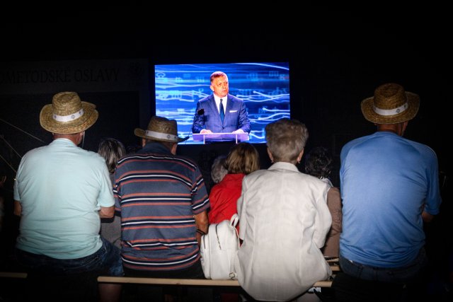 Robert Fico aj po roku na Devíne opäť útočil na progresivizmus